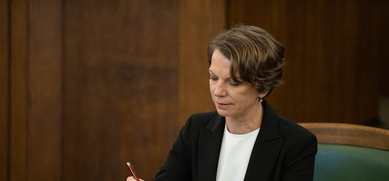 Linda Matisone pēc Saeimas balsojuma par partnerību vērsusies pie ...